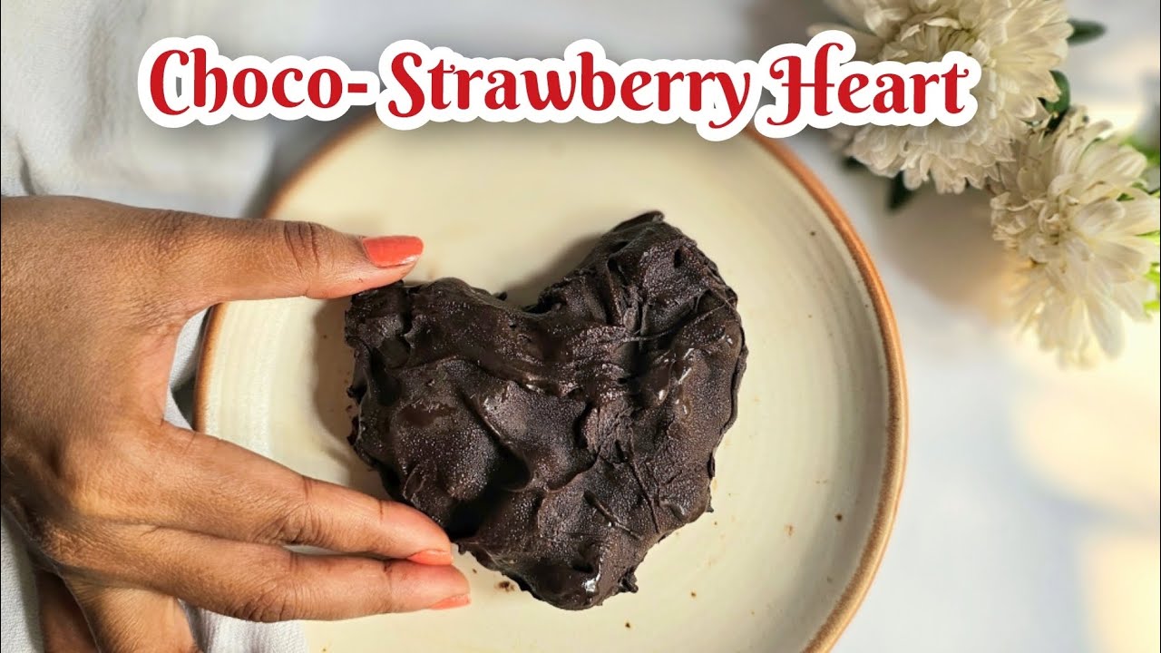 Choco Strawberry Hearts || Chocolate Dessert || Must Try Dessert - YouTube