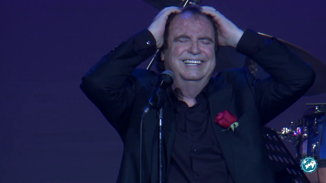 Dyango - Amor de Tango (En Vivo en Teatro Gran Rex) - YouTube Music