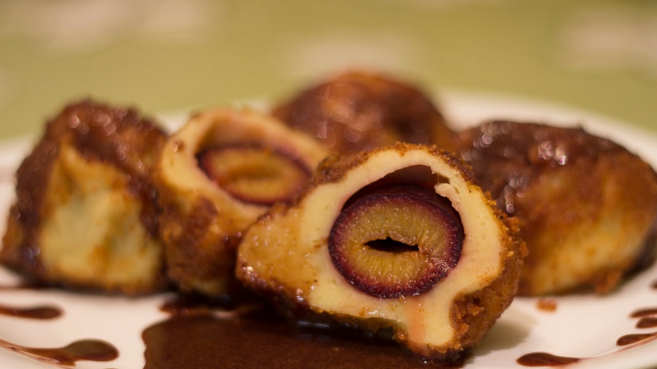 Knedle sa sljivama- Video recept - Gomboce - YouTube