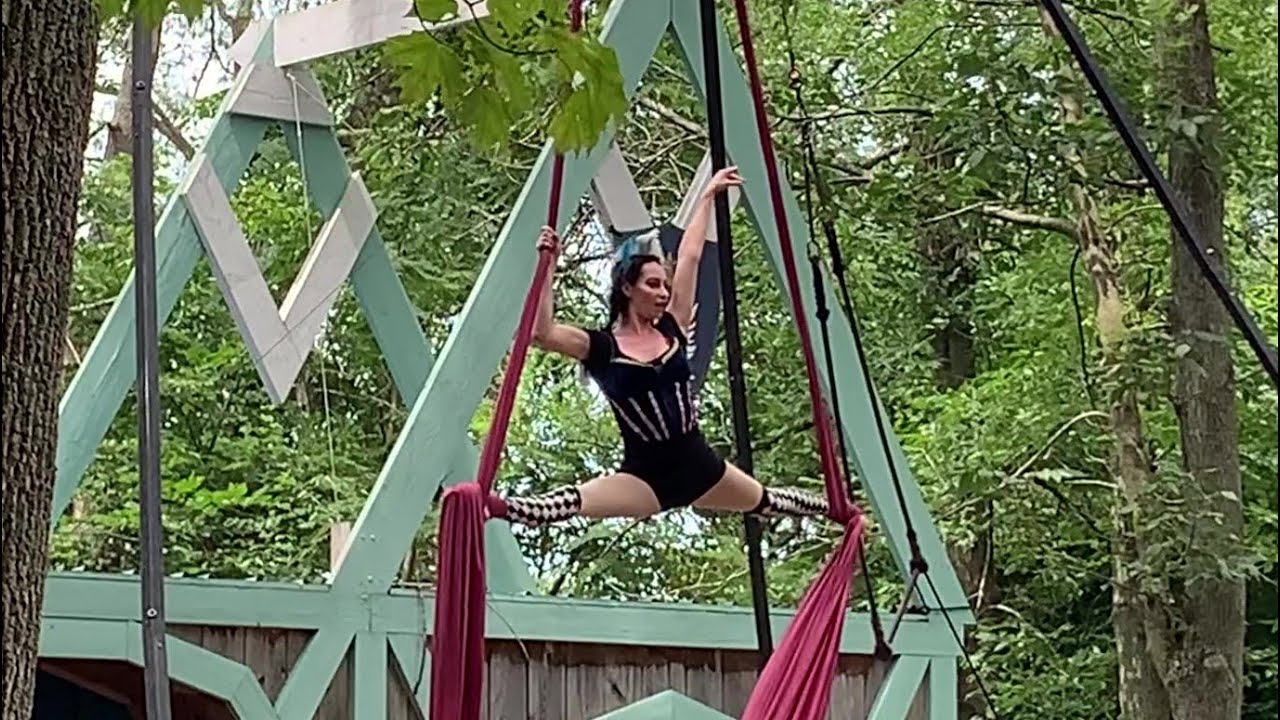 Sterling Renaissance Festival - Cirqa Brava - YouTube