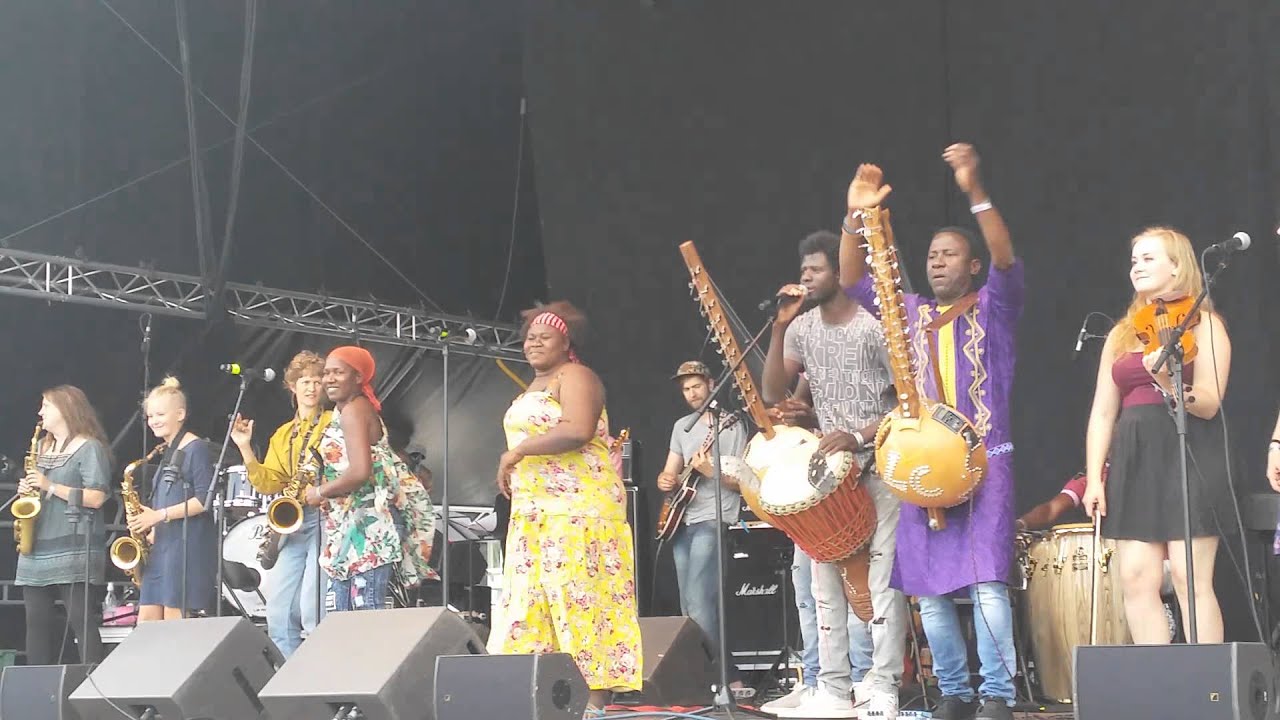 Live Senegal music in Gothenburg Sweden - YouTube