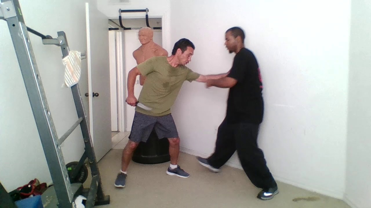 Hard knife thrust defense techniques - YouTube