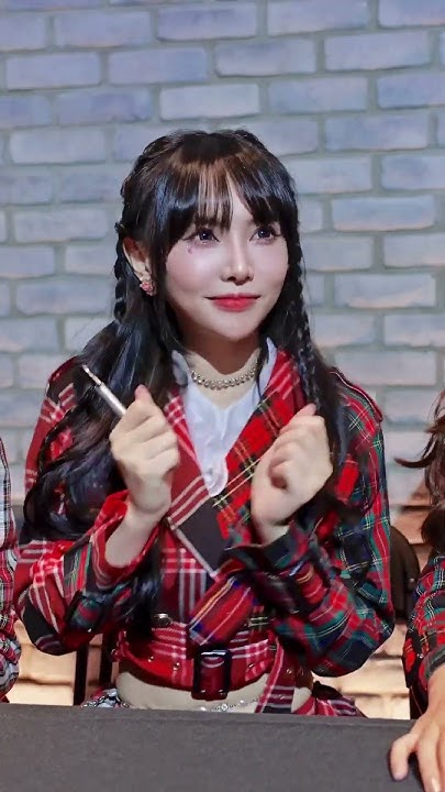 Ivy可可愛愛的動動 #kiris #kirabase - YouTube