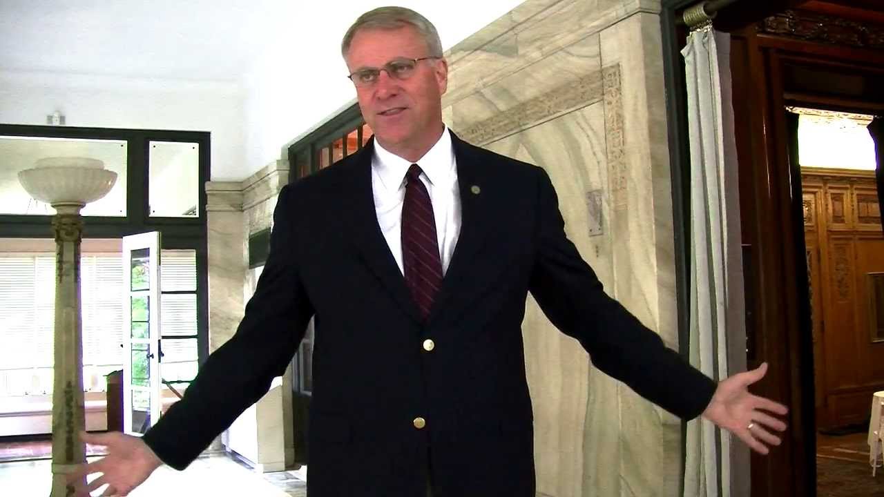 The Big Man On Campus September 27, 2013 - YouTube