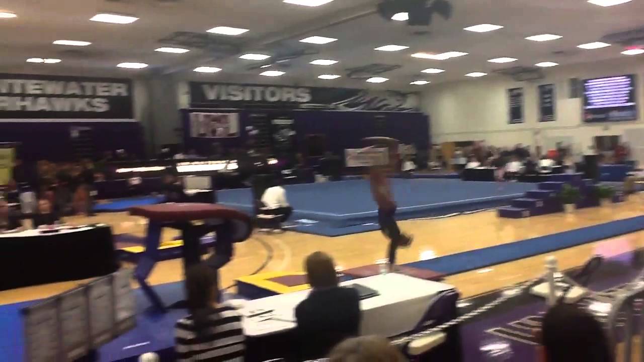 Jade Donaldson Vault Regionals - YouTube