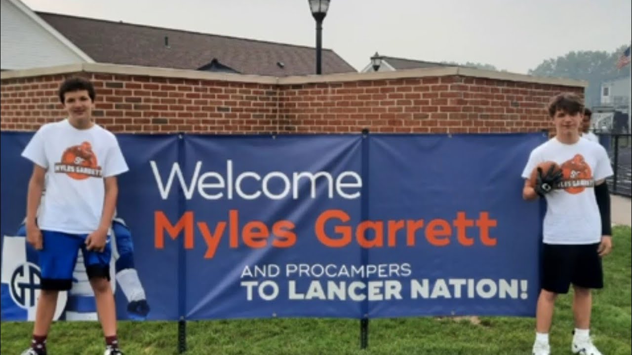 Aiden Frias VS John Gall | Myles Garrett's Football Camp - YouTube