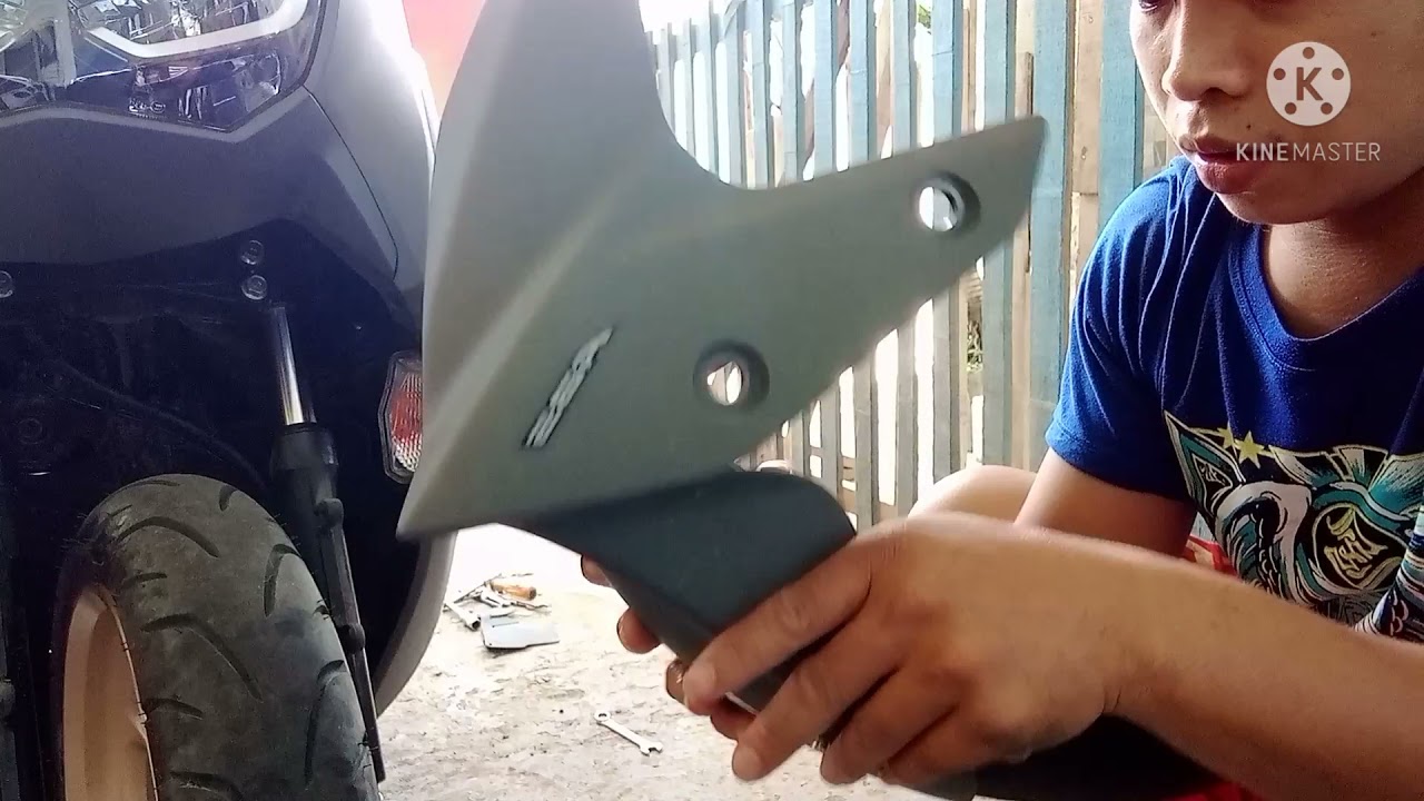 nmax v2/front fender extension/mud flap/installing - YouTube