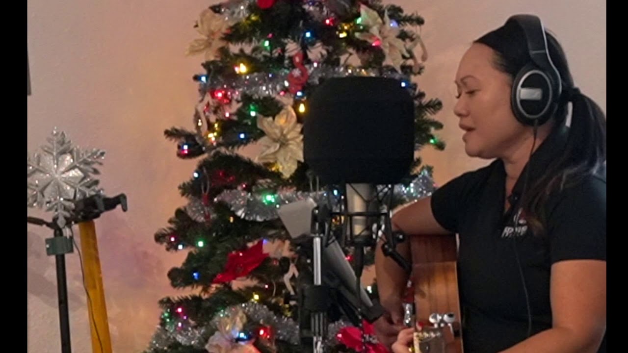 Patsy Cline's Lost Christmas Song - Christmas Without You - YouTube