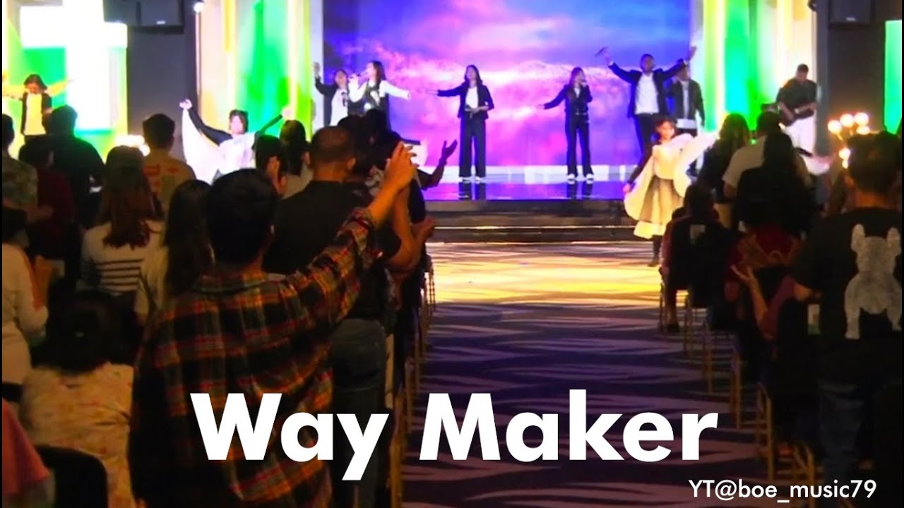 WAY MAKER COVER (Live Passion) - Kari Jobe, Cody Carnes, Passion Music ...