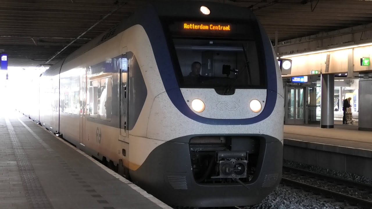 02.11.2024 | Sprinter Lighttrain (SLT) als Sprinter Utrecht CS naar ...