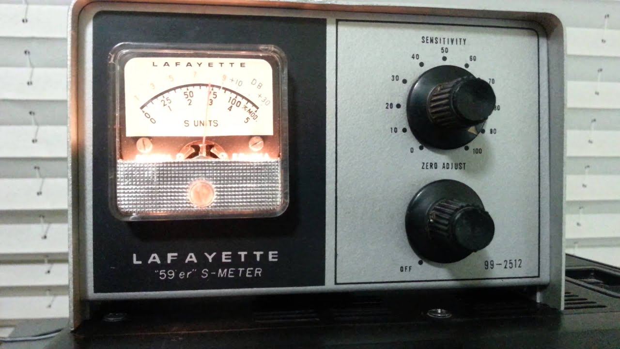 Yaesu FT-897 with external s meter - YouTube