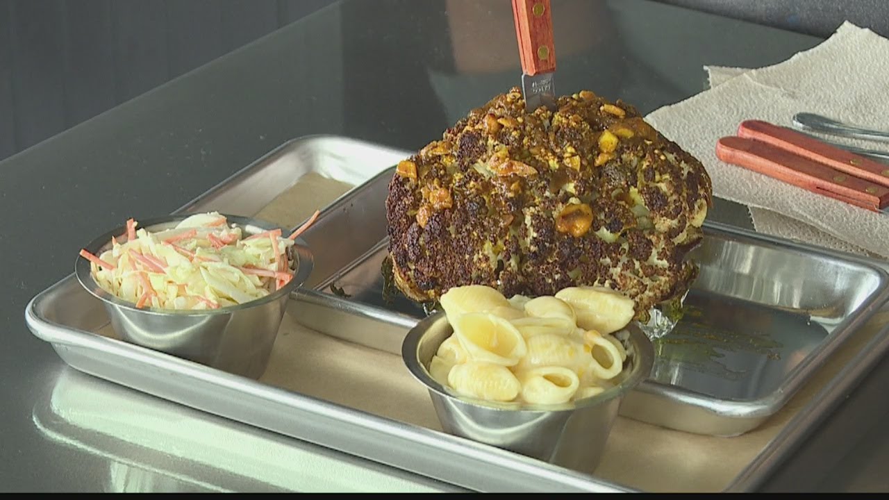 Hawaii's Kitchen pt1 - YouTube