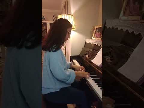 Defne Nisan Yavuz plays W. A. Mozart Sonata No. 10 in C Major, K 330, I. Allegro moderato