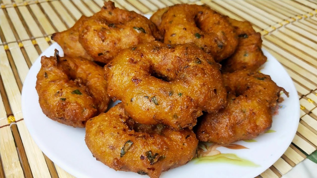 Instant Rava Medu Vada Recipe | How to make Crispy Rava Vada | Easy ...