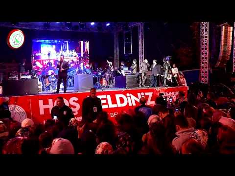 Gaziosmanpaşa Cumhuriyet Bayramı’nı Mustafa Ceceli İle Kutladı.