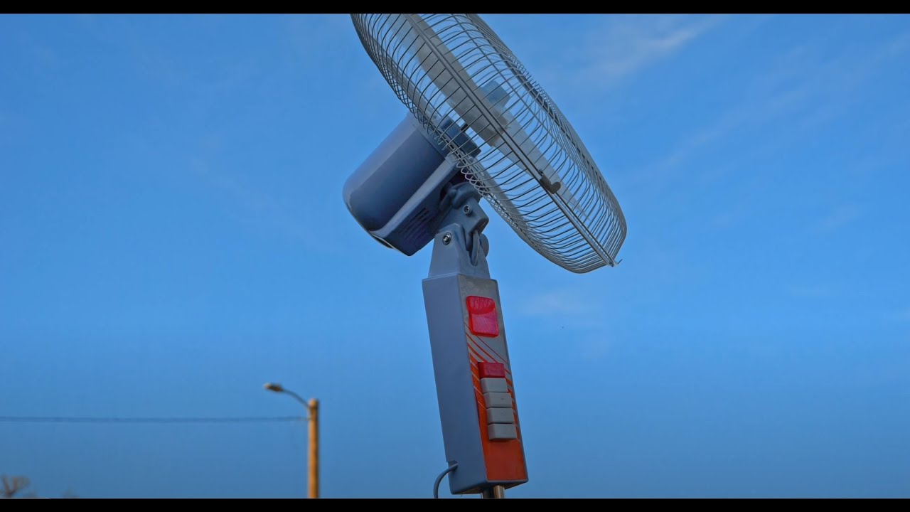 Generic Stand Fan Dance - YouTube