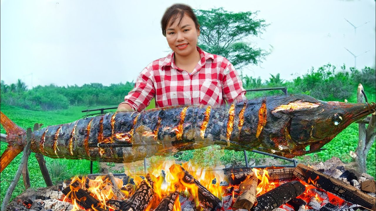 Harvesting 1000+ Giant Catfish to Sell | 40 Kg Full Fish BBQ Recipe Village Style | Python Runs ...