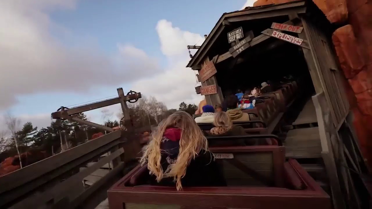 Disneyland Paris - Big Thunder Mountain - Disney NL - YouTube