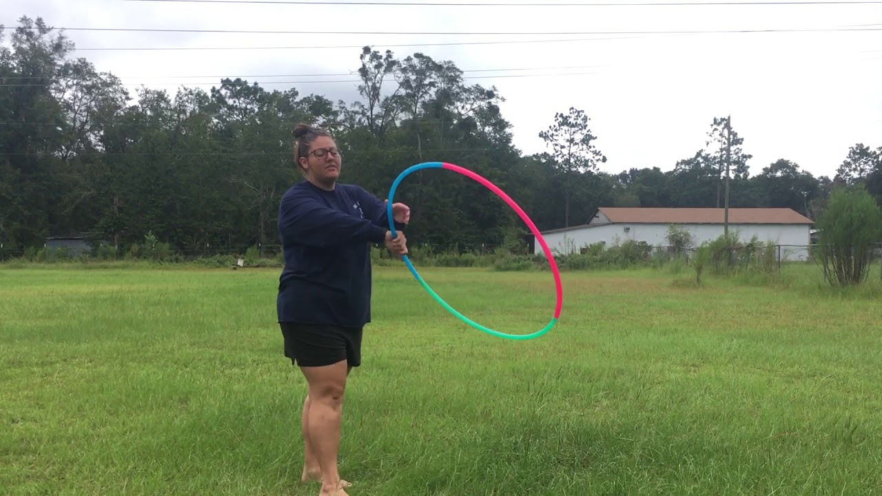 Beginner Hula Hoop Trick: One handed helicopter - YouTube