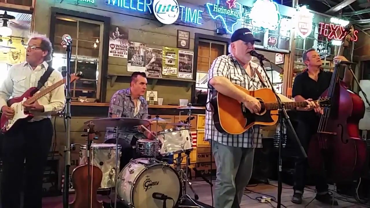 Flat Top Jones band with Sing a Sad Song - YouTube