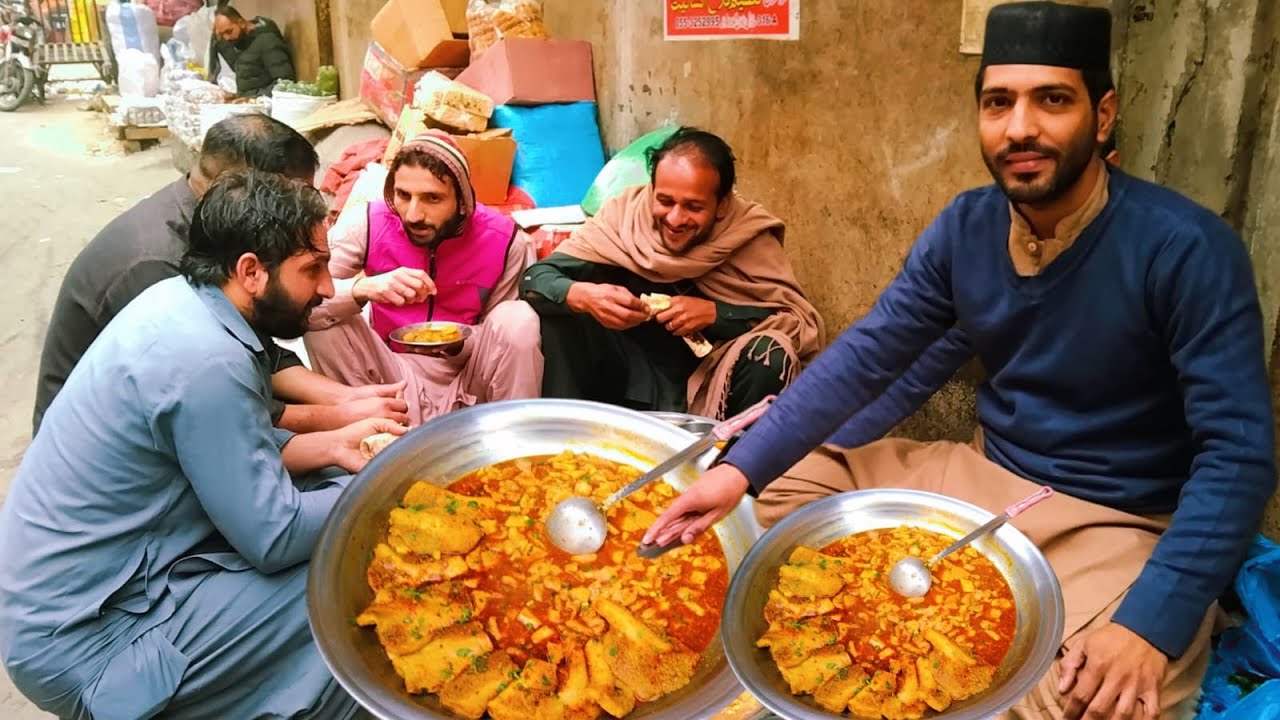 Young Man Selling Ojri At Road Side | Ojhri Recipe | How To Clean Ojri ...
