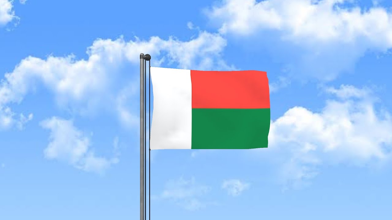 The Madagascar Flag, Made with Origami - YouTube