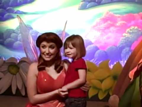 Disney World...& Reese doing the Hot Dog Dance with Mickey and Minnie ...