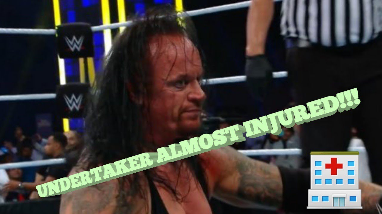 THE UNDERTAKER ALMOST INJURED AT SUPER SHOW DOWN!!!!! - YouTube