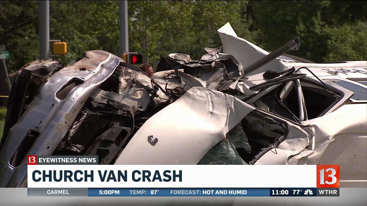 Church bus crash injures 11 - YouTube