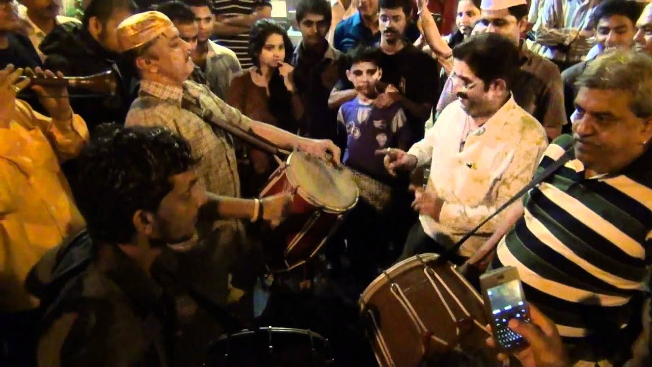 Girgaon Kachchi - Vijay Chavan, Shashikant Ponkshe and Bhavani - YouTube