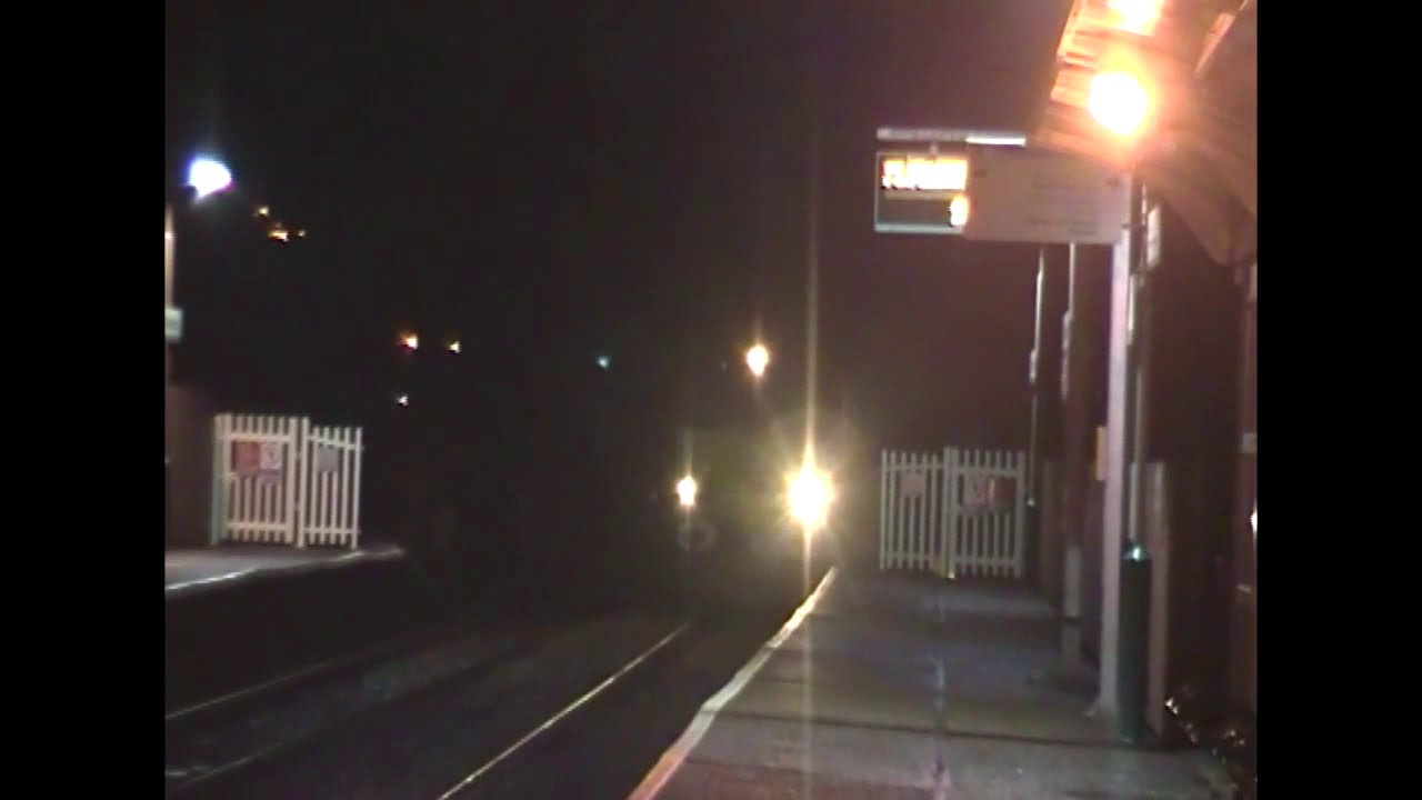 #109: [6M30] DB Schenker Class 66185 passes Shotton (01/12/13) - YouTube