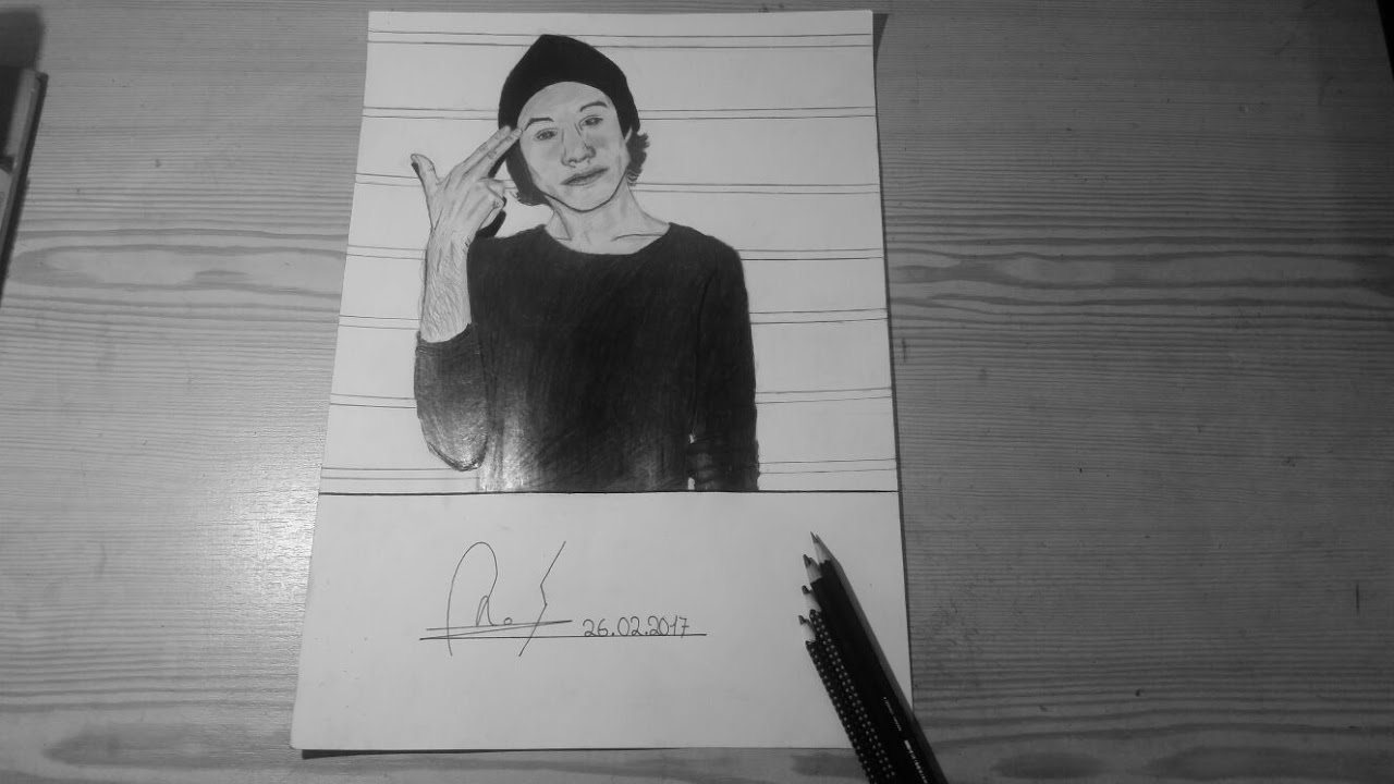 Realistic Man - Speed Drawing - YouTube