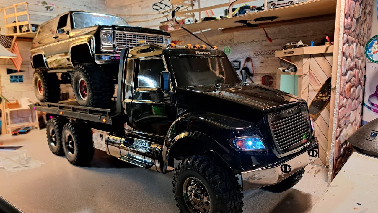 Unboxing a Traxxas TRX6 Ultimate Hauler. FINALLY!!! - YouTube