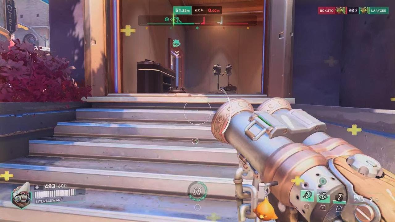 Hog hooks a big one - YouTube