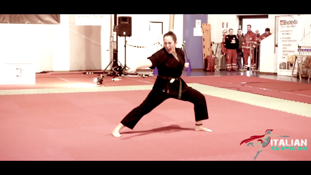 SARA PASTORELLI - Open Hand ITALIAN OPEN 2018 - YouTube