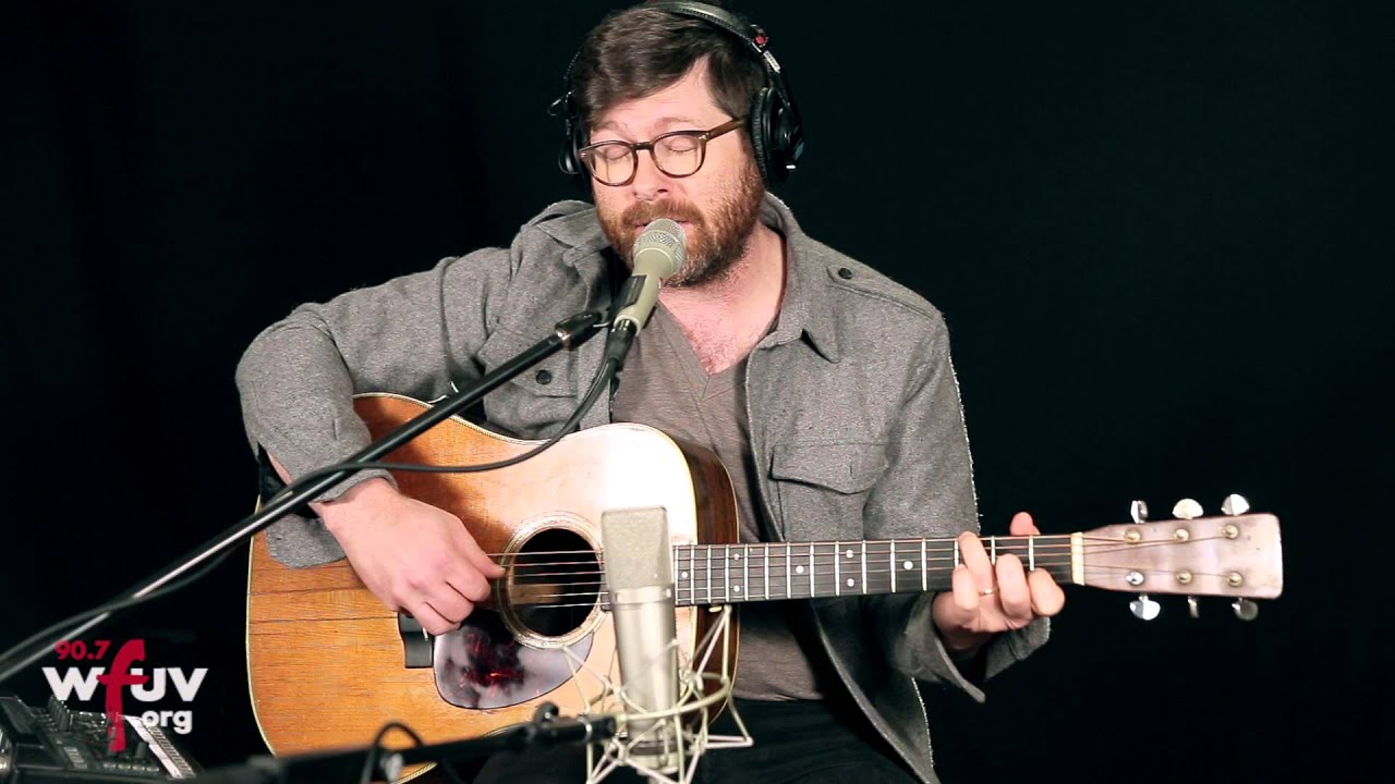 Colin Meloy of The Decemberists - "Carolina Low" (Live at WFUV) - YouTube