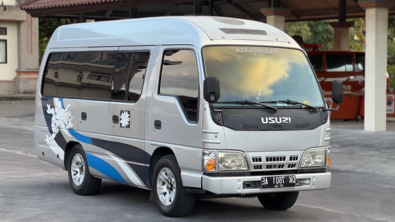 ISUZU ELF SHORT | CAR RIVIEW | CAR RENTAL BALI | MINI BUS BALI - YouTube