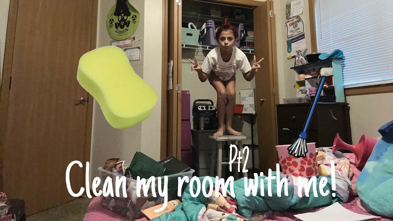 Clean my room with me pt2 *not much cleaning* - YouTube