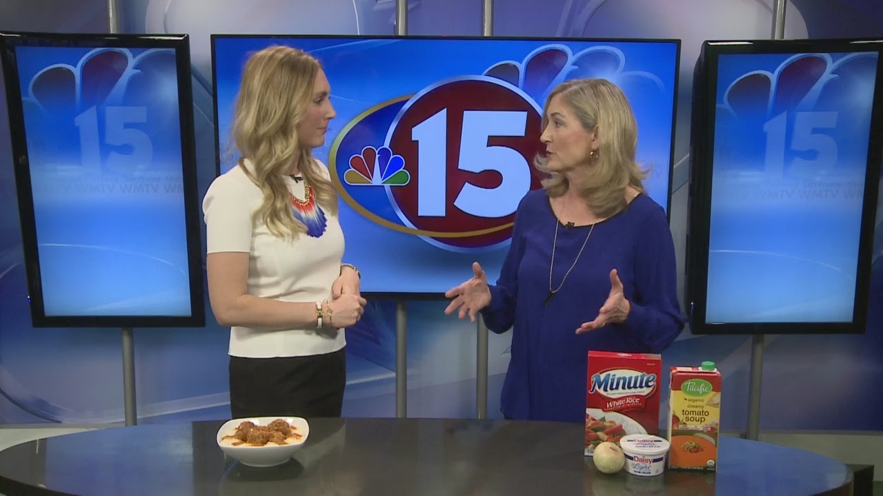 Meredith Barack and her mom share a family-favorite recipe - YouTube