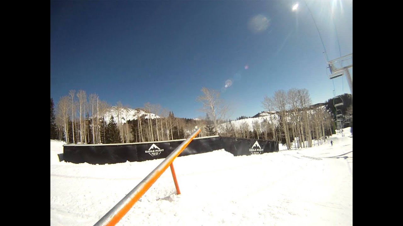 Horrific snowboarding crash caught on film.. - YouTube