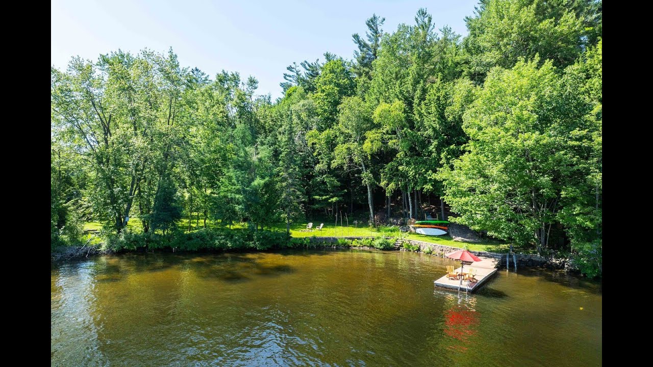 Charming Moon River Cottage , Muskoka Lakes, ON - Sotheby's ...