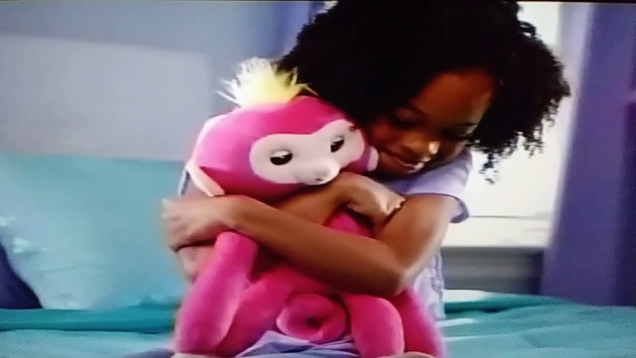 Fingerlings commercial 10/23/2018 - YouTube