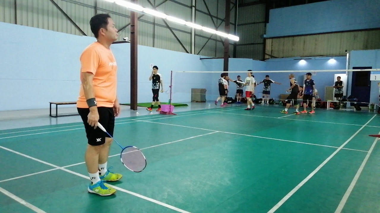 SHUTTLE SPEED BADMINTON CLUB - YouTube