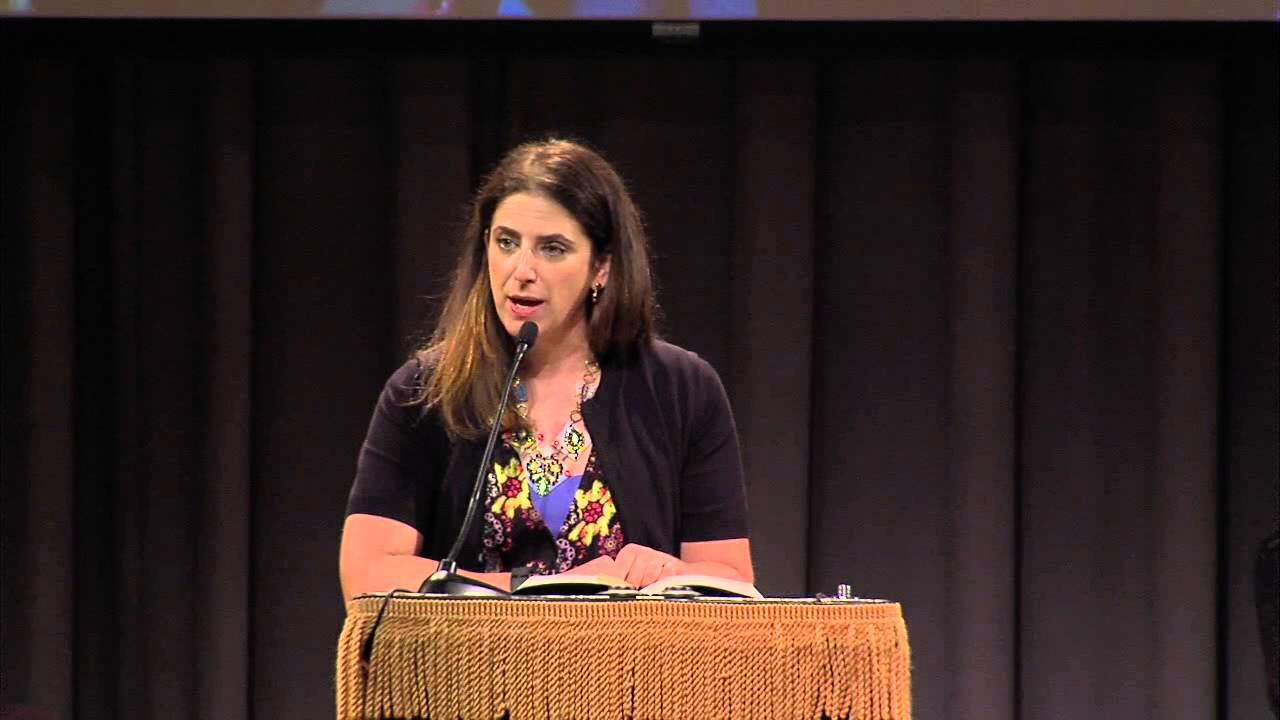 Allison Amend: "A Spy in the Galápagos" - YouTube