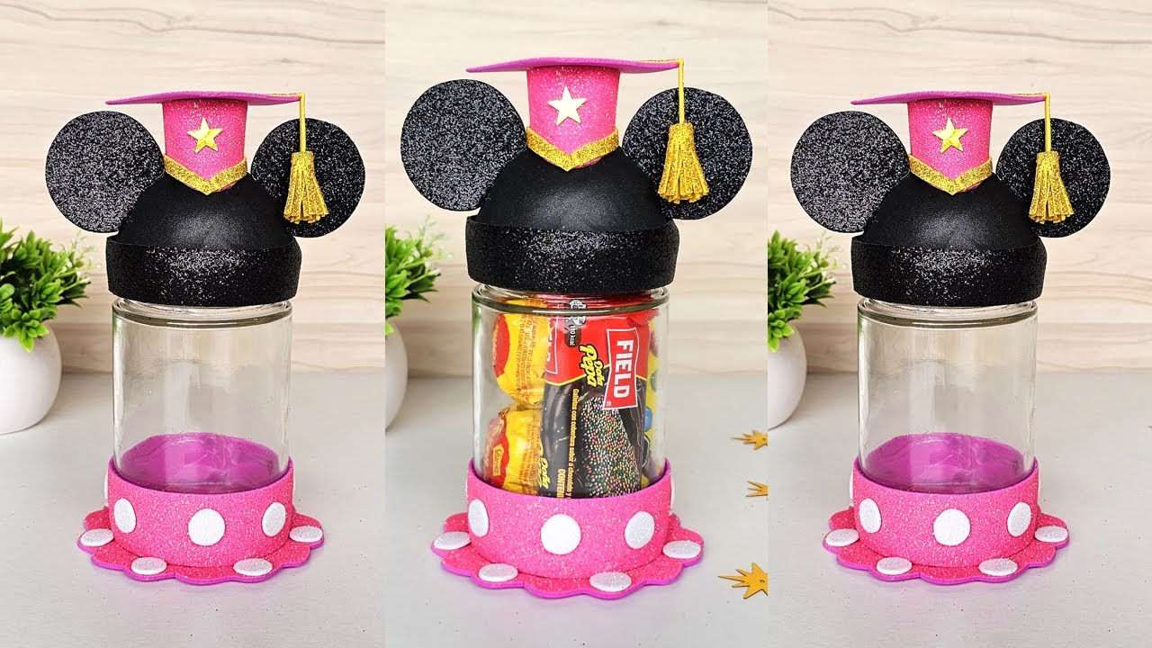 Lindo dulcero de graduación Minnie Mouse con su birrete de graduada ...