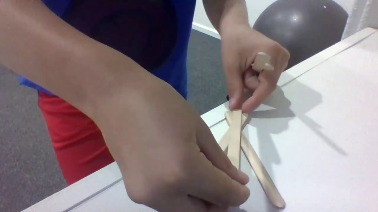 How To Make a Ninja Star 5 pop sticks - YouTube