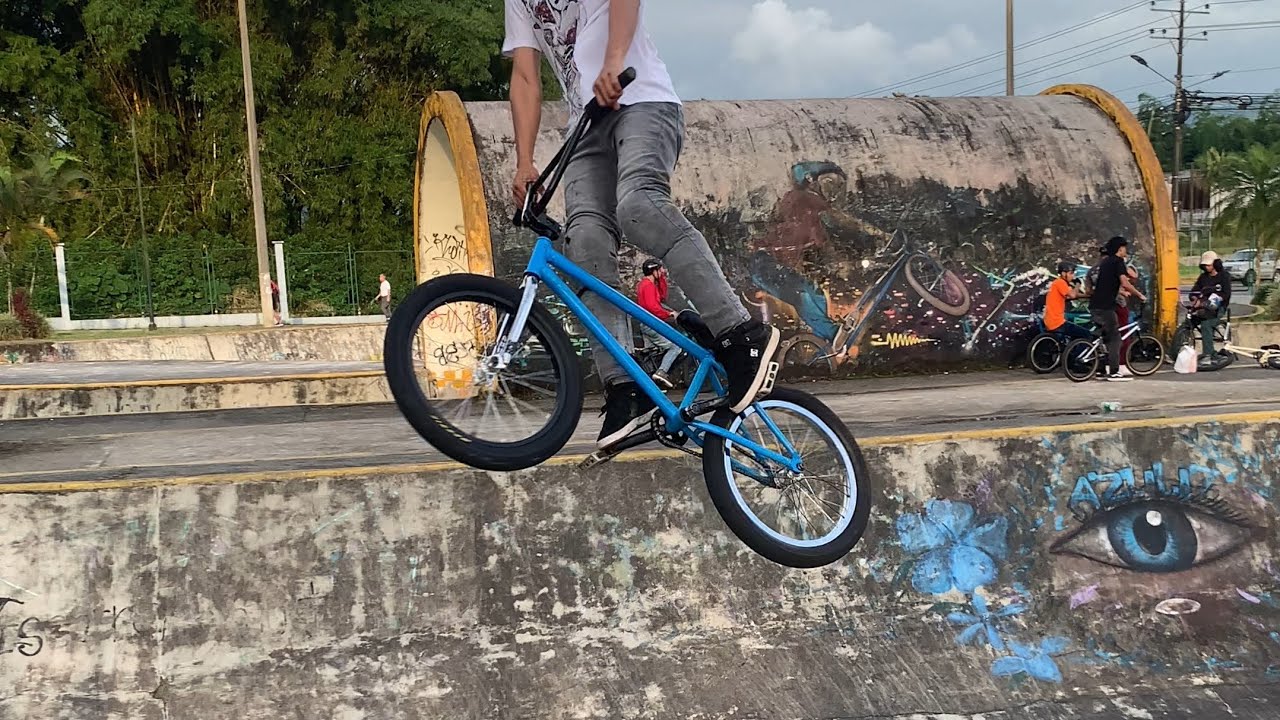 bmx freestyle Santo domingo Ecuador 🇪🇨 Alviery Vargas, mi día a día ...