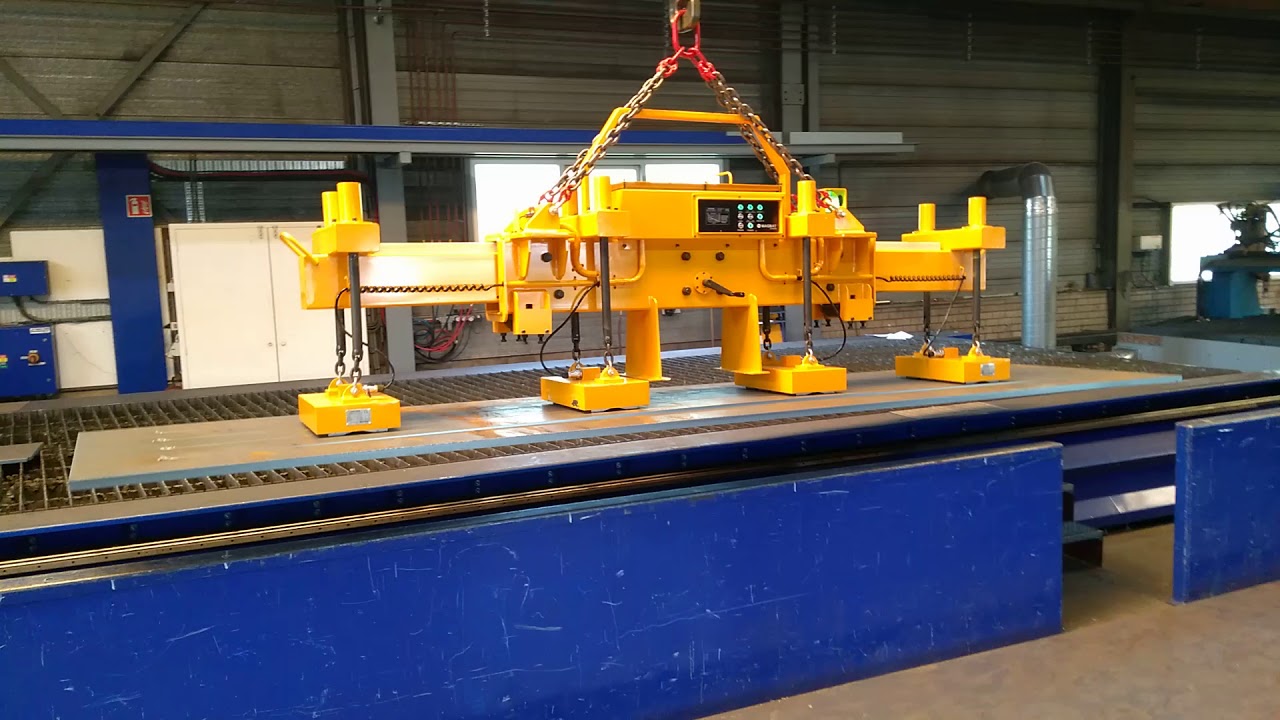 Magbat Manual Telescopic Magnetic Beam - YouTube