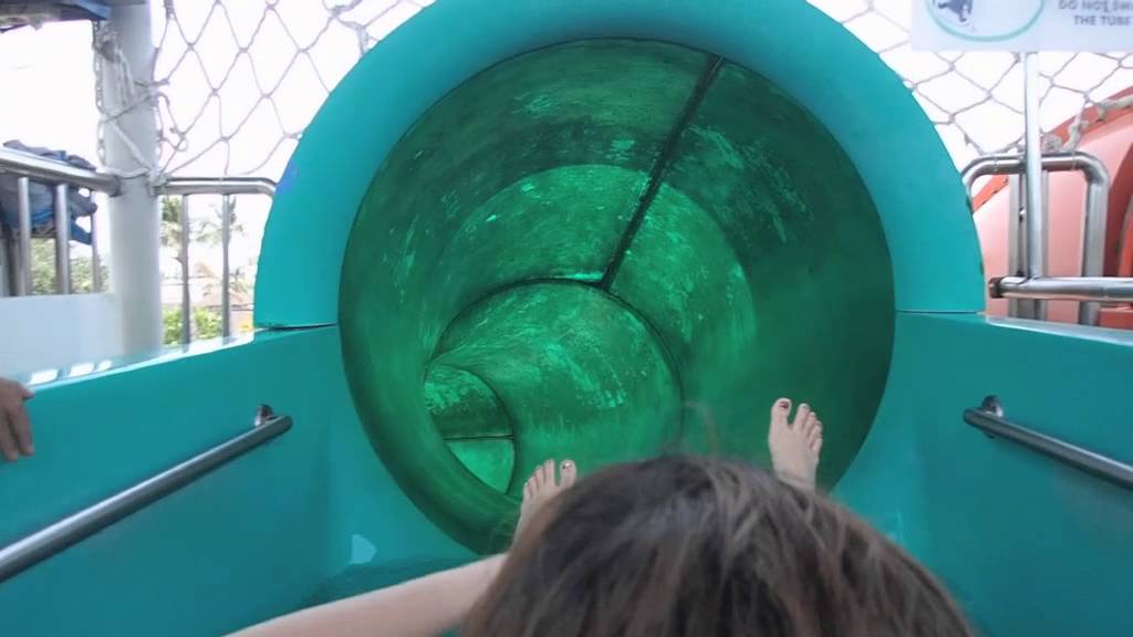 Longest water slide in Asia (Waterbom Bali Indonesia) - YouTube