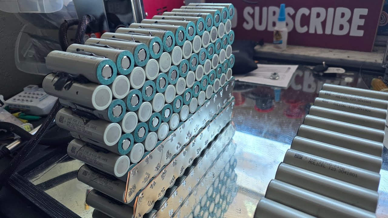 54ah battery build molicel p45b - YouTube